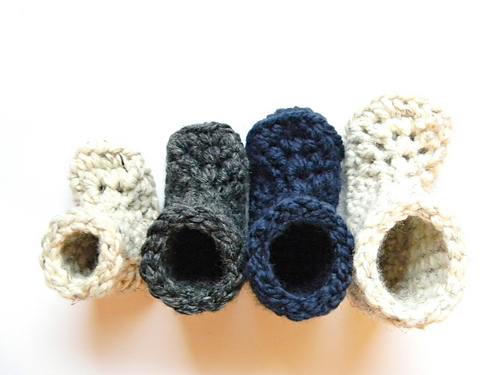 Ravelry: Cabin Booties pattern by Justyna Srock