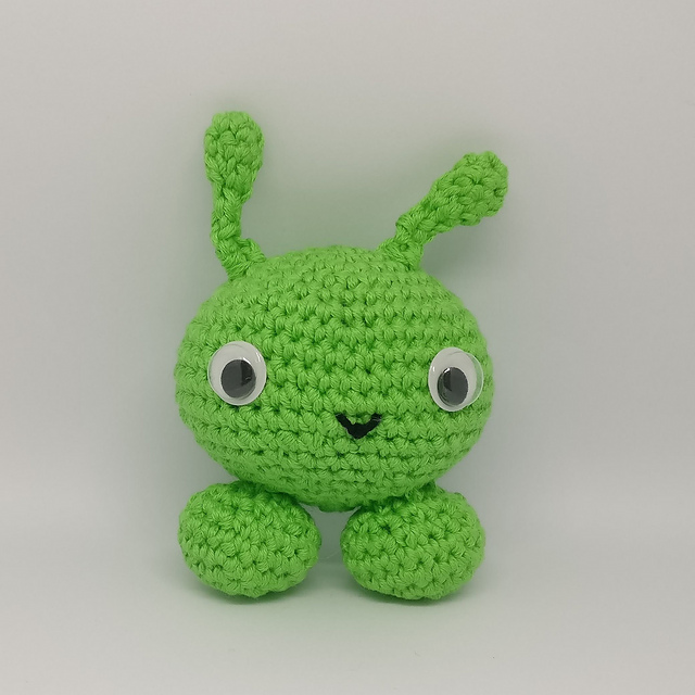 Ravelry: MoonCake pattern by Maria Pasolini