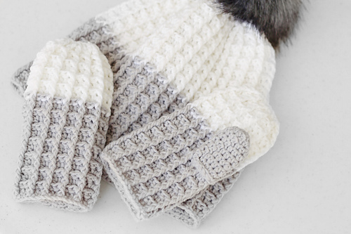 Ravelry: Watson Waffle Mittens pattern by Lakeside Loops