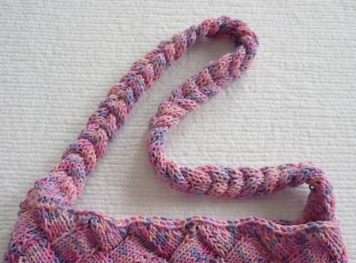 Ravelry: Entrelac bag pattern by Aurelia/Lana-luna