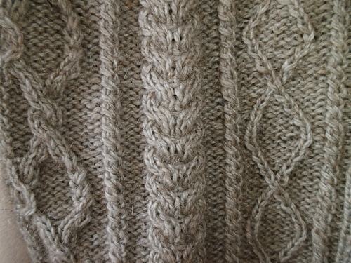 Ravelry: Amari pattern by Claudia Finlay