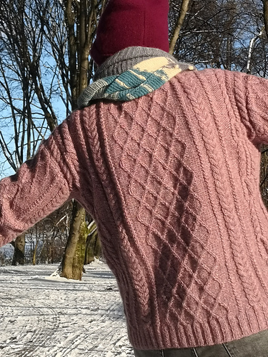 Ravelry: Amari pattern by Claudia Finlay