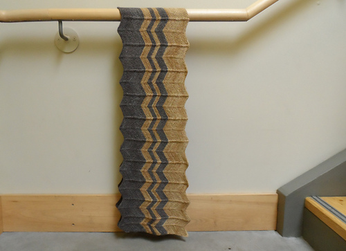 Ravelry: Rumple Scrap pattern by Laura Aylor