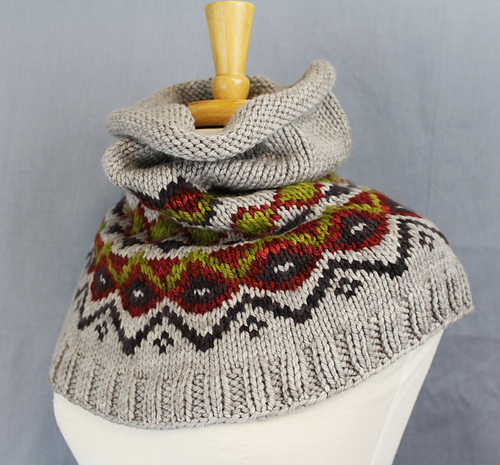 Ravelry: Midwinter pattern by Laura Aylor