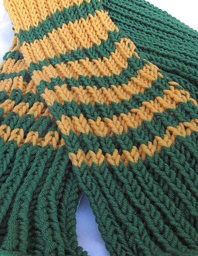 Ravelry: Sports Fan Patent Knit Scarf pattern by Laura Cunitz