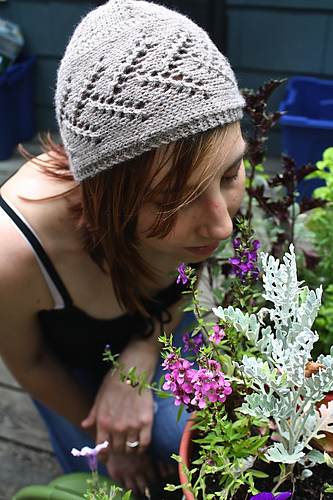 Ravelry: Eyelet & Twigs Hat pattern by Grace Akhrem