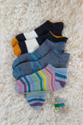 Ravelry: Toe Up Larch Peds pattern by Laura Nelkin