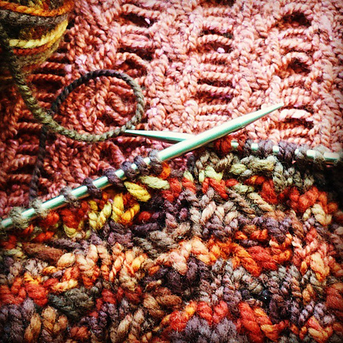 Ravelry: Crux Cowl pattern by Laura Nelkin