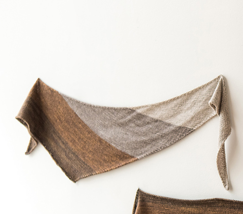 Ravelry: Basic Boomerang pattern by Laura Nelkin