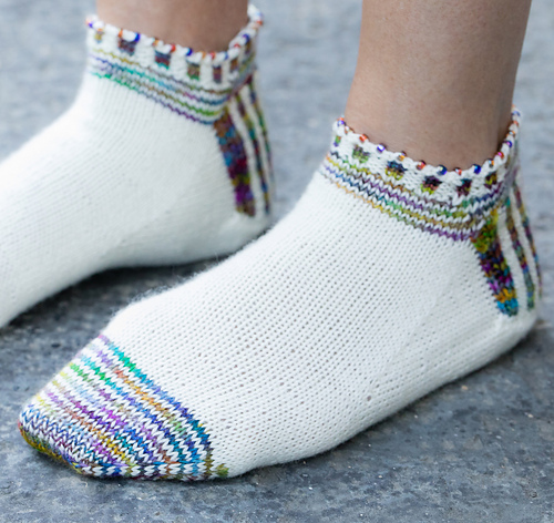 Ravelry: Bottoms Up pattern by Laura Nelkin