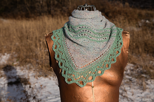 Ravelry: Bandola pattern by Laura Nelkin