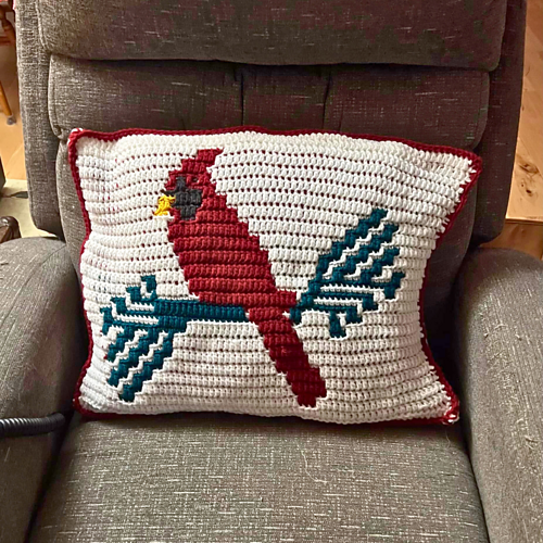 Ravelry: Cardinal Mosaic Placemat pattern by Lynette Kosar