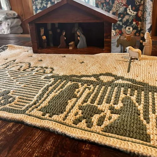 Ravelry: Nativity Mosaic Table Runner pattern by Lynette Kosar