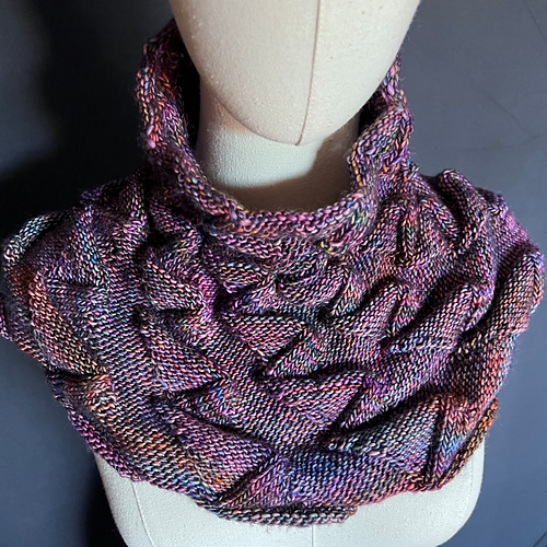 Ravelry: SWAG pattern by Lavish Craft