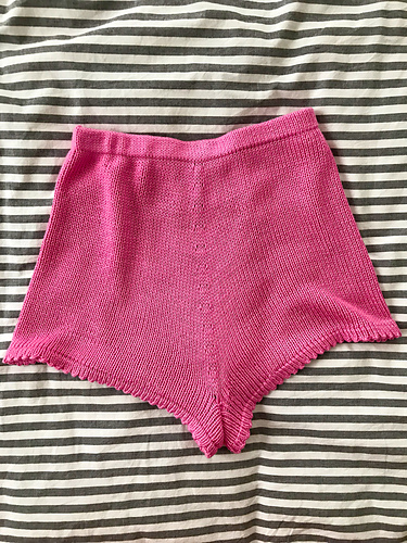 Ravelry: Lover Shorts pattern by LE PULL