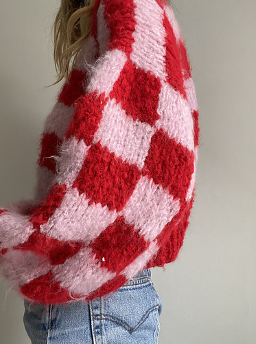 Ravelry: Magic Checkered Sweater pattern by LE PULL