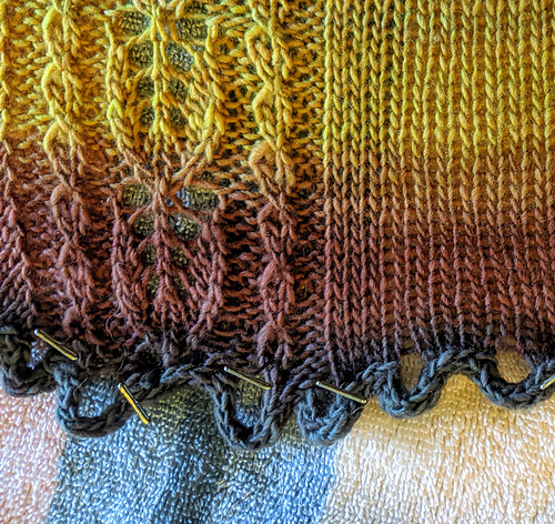 Ravelry: Seed and Leaf Swirl pattern by Lynette Meek