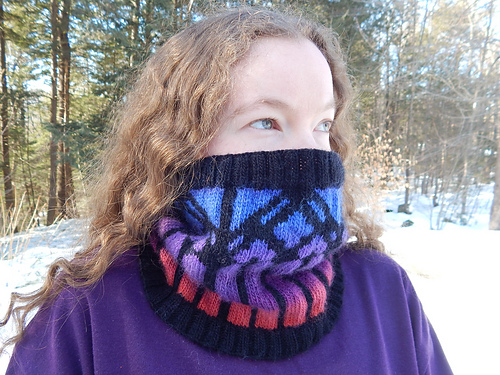 Ravelry: Gothic Arch Cowl pattern by Sarah E. Anderson