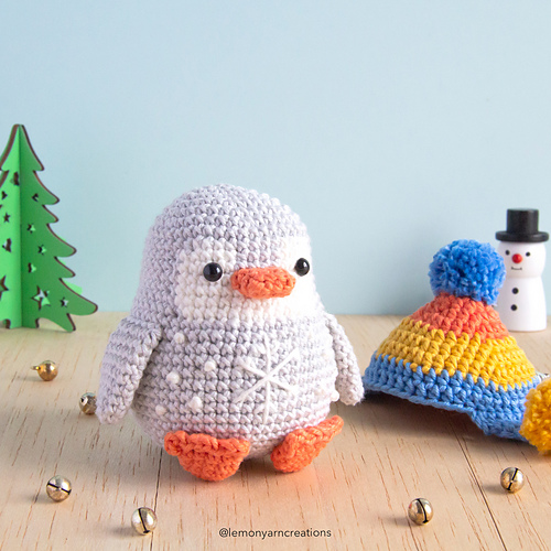 Ravelry: Snowy the Penguin pattern by Lemon Yarn Creations