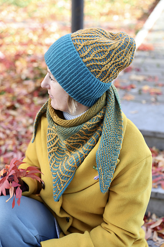 Ravelry: Shallow Waters Hat pattern by Lyudmila Aksenik Old