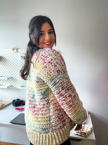 Ravelry: Confetti Cardigan pattern by Leonela Cevallos