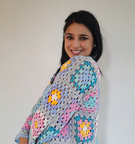 Ravelry: Granny square Cardigan pattern by Leonela Cevallos