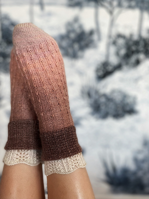 Ravelry: Shaker Socks pattern by Le Style Knitting