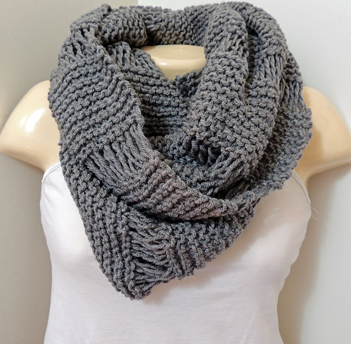 Ravelry: Oversized Cowl Infinity Scarf pattern by Mindy Lewis