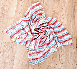 Ravelry: LezlieLR's Checkerboard Baby Blanket