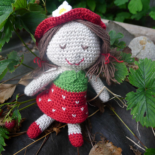 Ravelry: Strawberry Girl pattern by Lena Knudsen