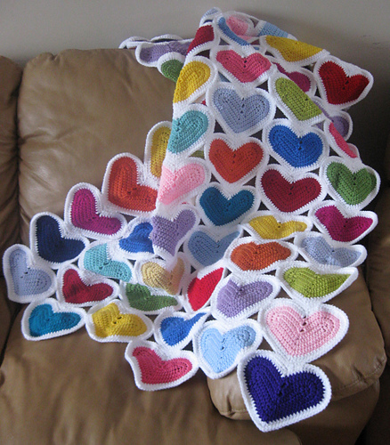 Ravelry: Little Heart Scrapghan pattern by Julie Lapalme