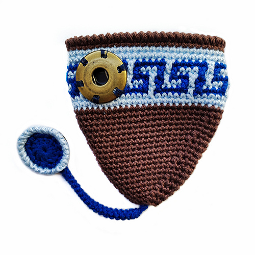 Ravelry: Amphora Key Cozy pattern by Maria Molodova