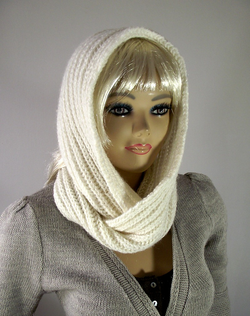 Ravelry: I Love Snow Hood Scarf pattern by Lilia Vanini
