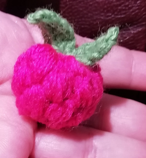 Ravelry: Amigurumi Raspberry pattern by Lille Kråke