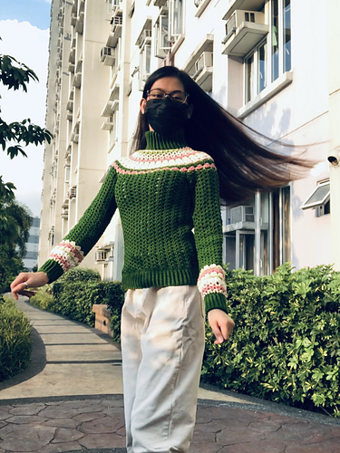 Ravelry: MagiCowl Sweater / Jumper pattern by Lillia Seren