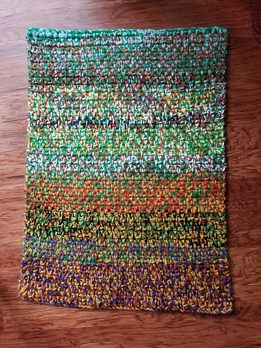 Ravelry: Linen Stitch Scrap Rug pattern by Pia Thadani