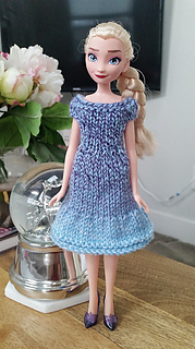 Ravelry: Caneel's Elsa Dress pattern by Lillian Lim