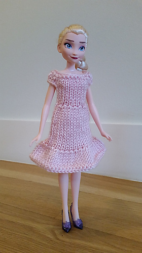 Ravelry: Caneel's Elsa Dress pattern by Lillian Lim