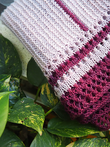 Ravelry: Surrender pattern by Pauliina Kuunsola