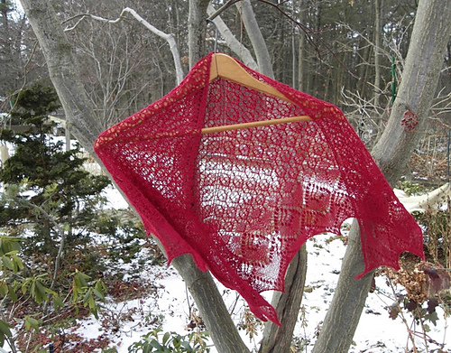 Ravelry: Spring Trellis Shawl pattern by Linda Choo