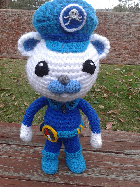 Ravelry: LindaDavie's 'Captain Barnacles' the Polar Bear - 'Octonauts'.