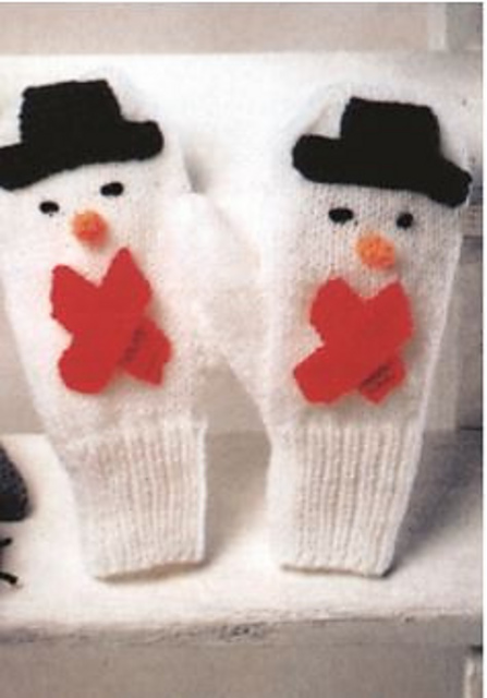 Ravelry: Snowman Mittens pattern by Patons UK