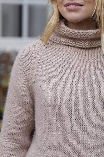 Ravelry: Raglan Sweater pattern by Quail Studio