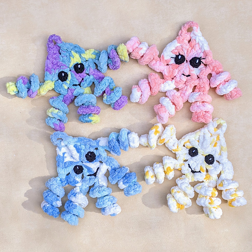 Ravelry: High 5 fidget friends pattern by Linda Woodthorpe