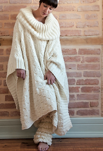 Ravelry: Long Poncho with collar pattern by Rosarios 4