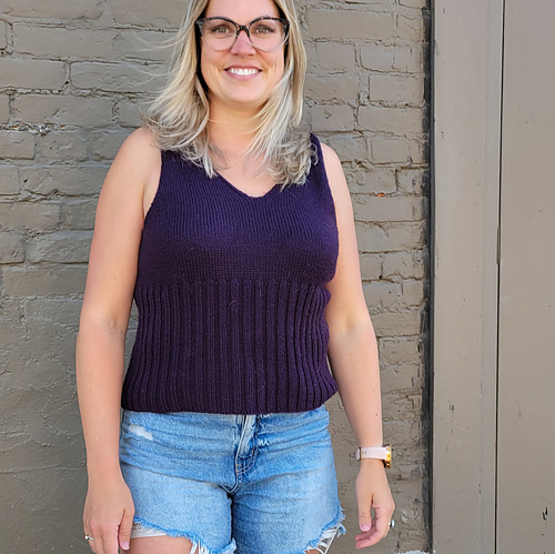 Ravelry: Pillars Tank pattern by Claire Jackson (Perfectly Knotted)