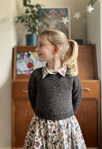 Stashbusting with a spring sweater! : r/knitting