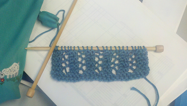 Ravelry: LisaYH's quick one row lace scarf