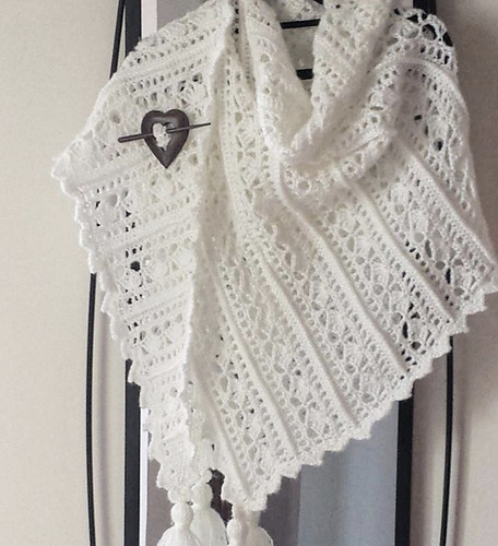 Ravelry: Chocolate Box pattern by Lisa Cook