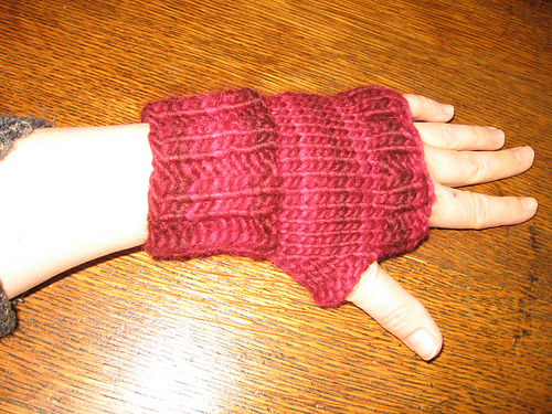Ravelry: Easy Half Mitten 106 pattern by Michelle Porter